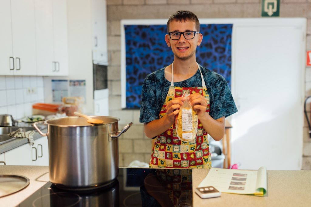 Studieaanbod - Buitengewoon Secundair Onderwijs Instituut Mevrouw Govaerts